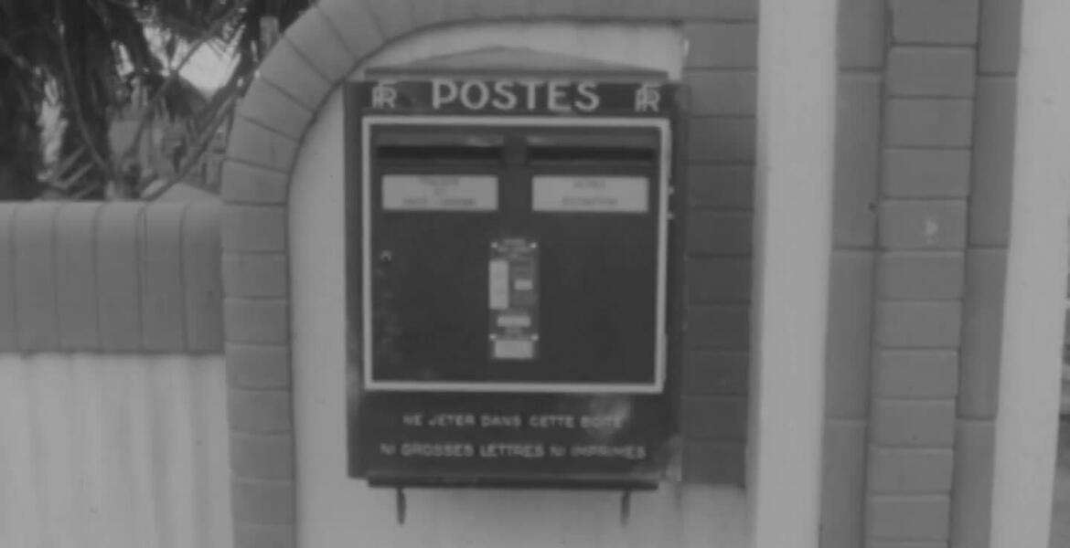 Ces boîtes aux lettres de La Poste qu'on pensait éternelles | INA