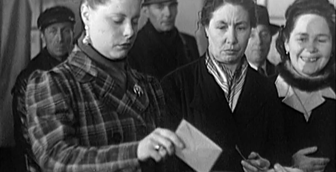Le 29 avril 1945, les femmes votaient pour la première fois en France ...