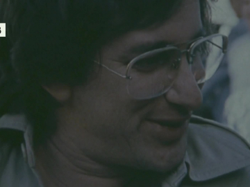 Sir Alfred Mehran, le sans-papiers le plus connu de Roissy | INA