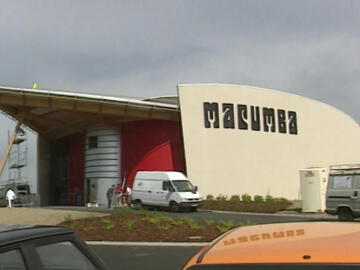 Les folles nuits du Macumba, la plus grande discothèque de France en ...