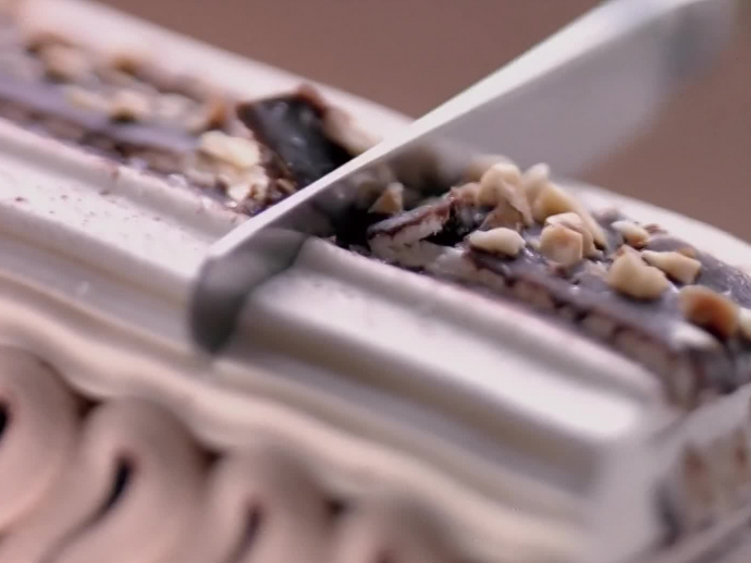 Viennetta : Biscuit sensation caramel | INA