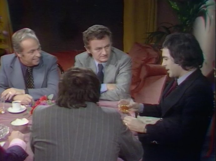 Critique de Guy Bedos envers les émissions de Guy Lux | INA