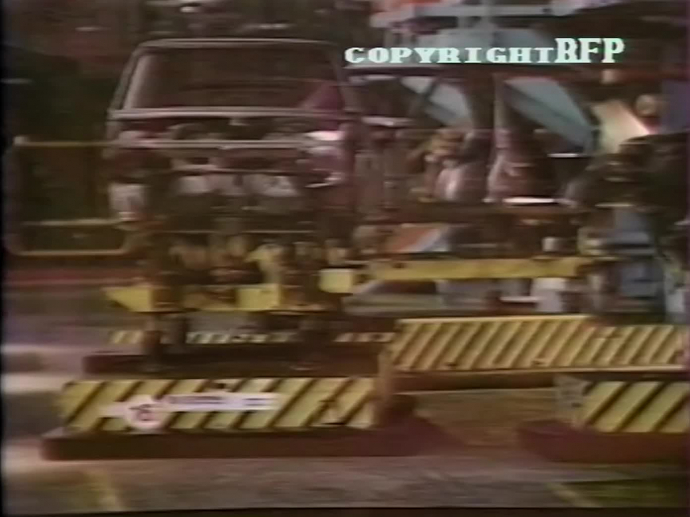 Strada passenger car : Fiat Strada | INA