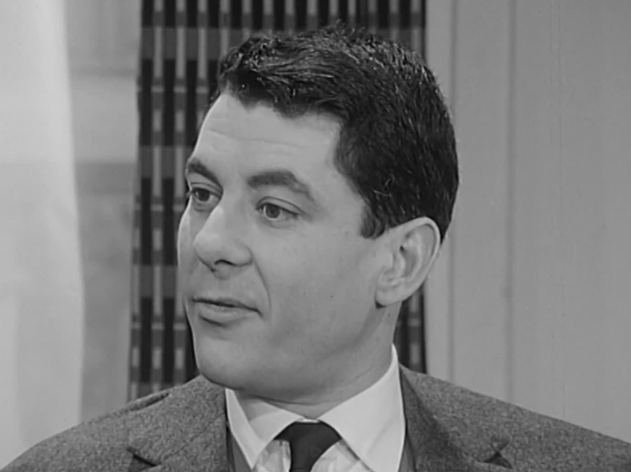 Philippe Nicaud, "Deux sur la balançoire" | INA