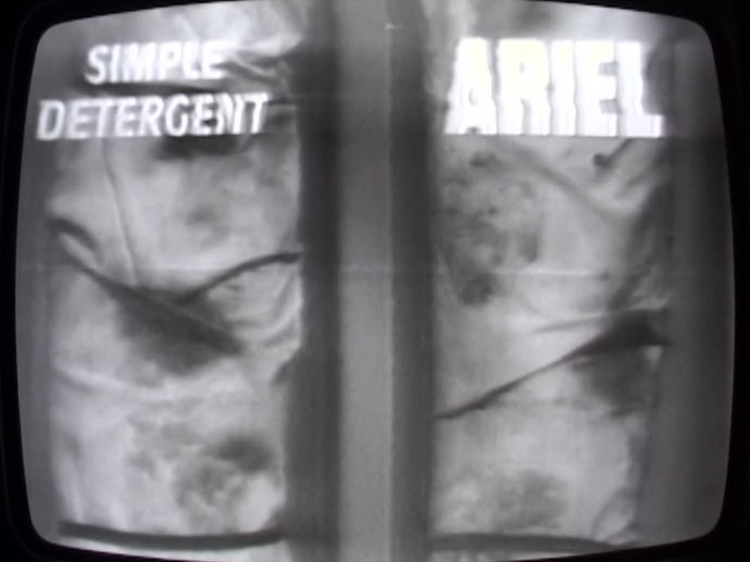 ARIEL : lessive | INA