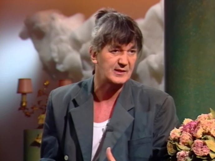 Interview de JACQUES HIGELIN par CAROLINE TRESC... | INA