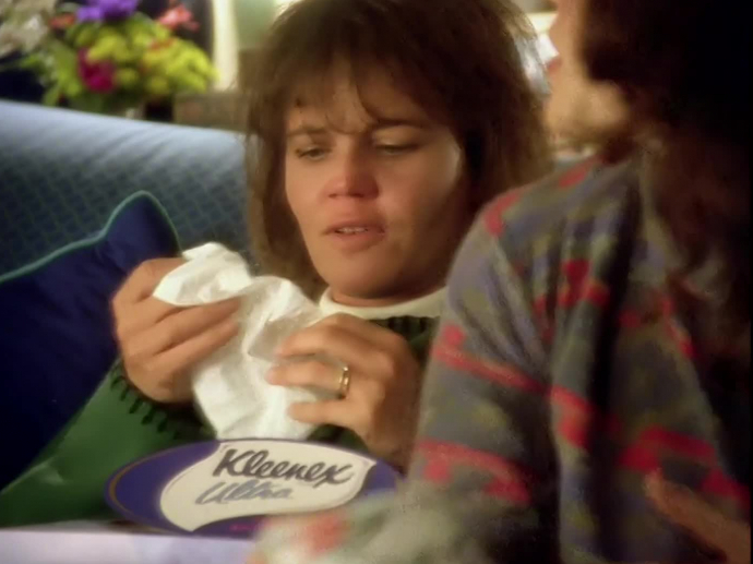 Kleenex ultra : Les trois copines version 35 secondes | INA