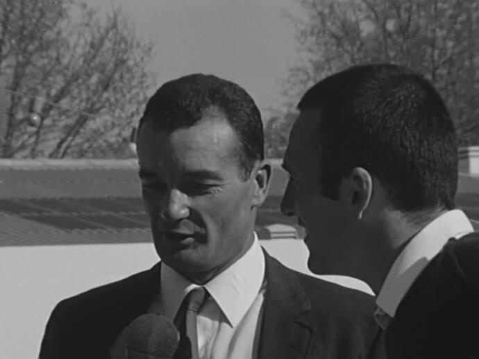 Interview d'Eric Tabarly à la Foire de Marseille | INA