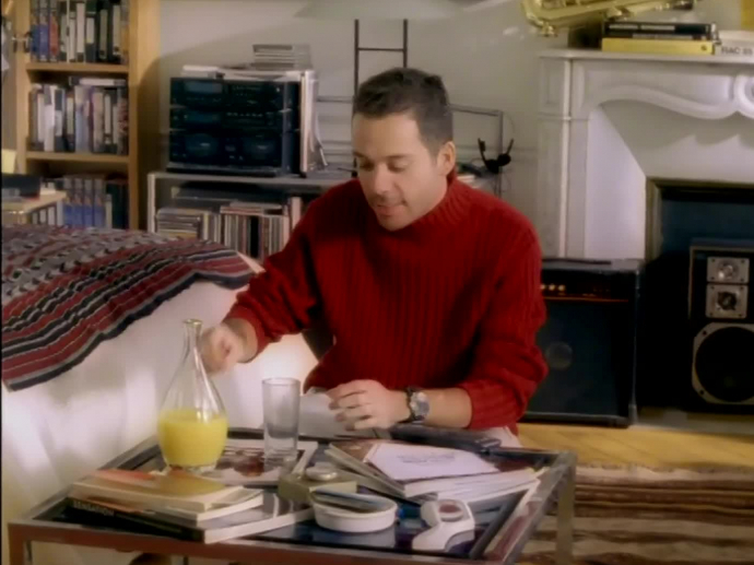 Skip tablets : Jeune homme practicité | INA