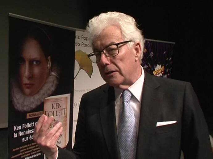 ITW Ken Follet à la foire de Marseille | INA