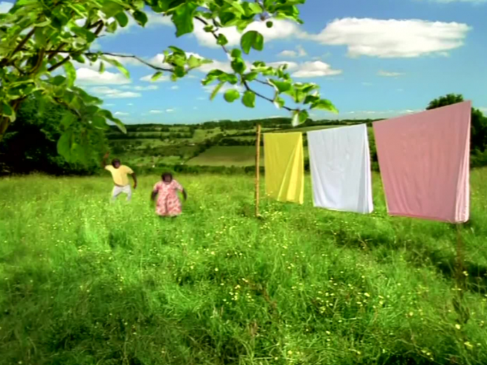 Omo tablets : Fc les amoureux | INA