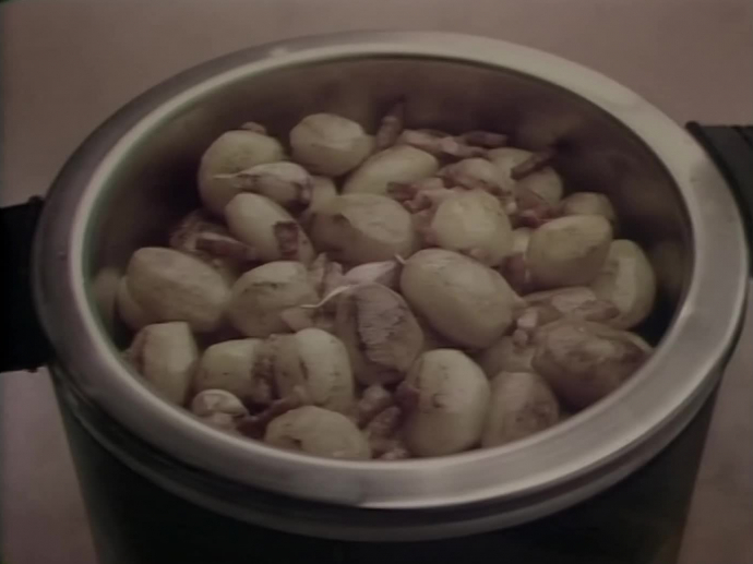 MOULINEX : Il cuit tout, tout, tout... | INA