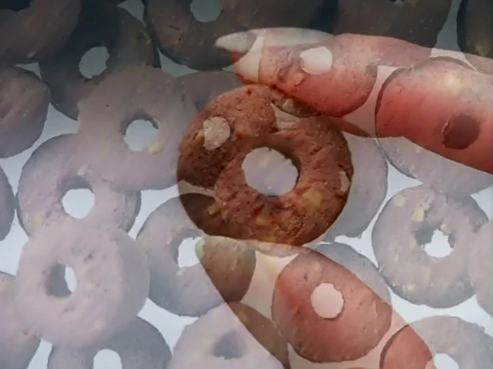 Frolic : Le logo | INA