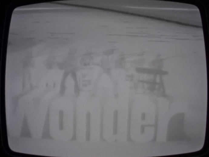 Wonder Dyn : pile : orchestre | INA