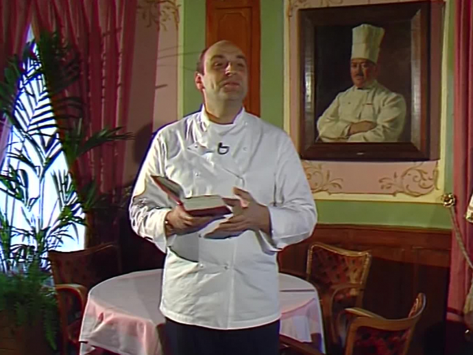 Bernard Loiseau obtient trois étoiles au Guide Michelin | INA