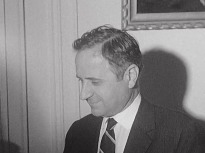 Réunion du Ministère de l'éducation nationale à PAris | INA