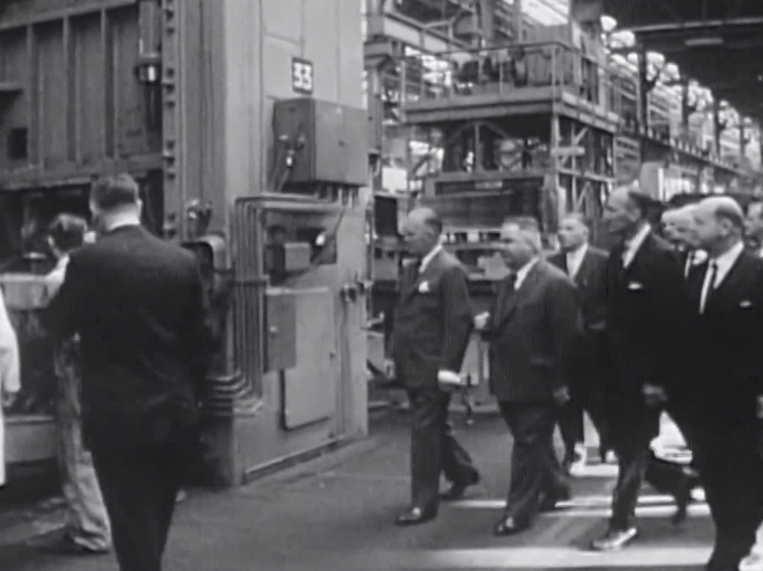 M. Lesage à Paris | INA