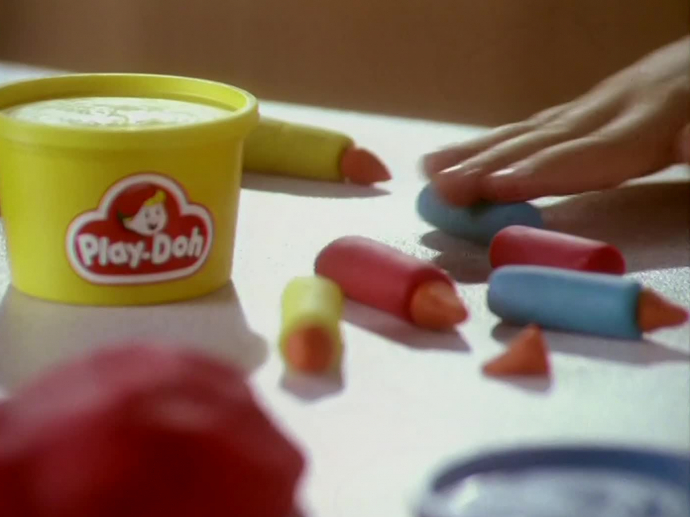 Play doh : La maman | INA
