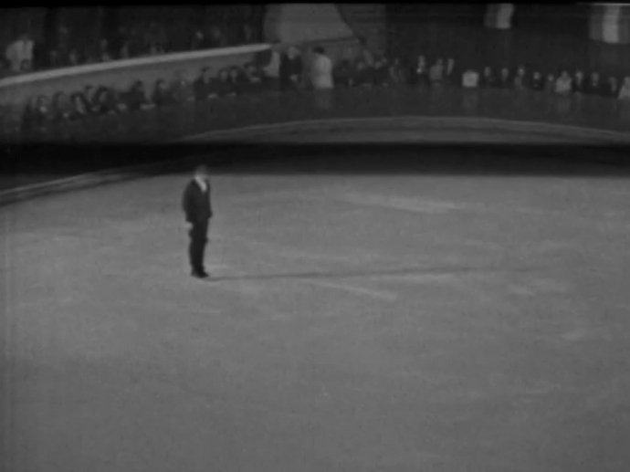 Patinage artistique : Exhibition Alain Calmat | INA