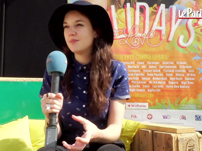 Musique : Jain, reine des festivals cet été | INA