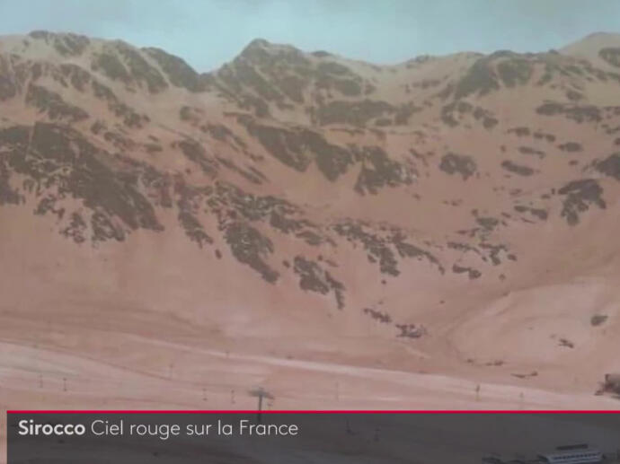 Ciel rouge sur la France | INA