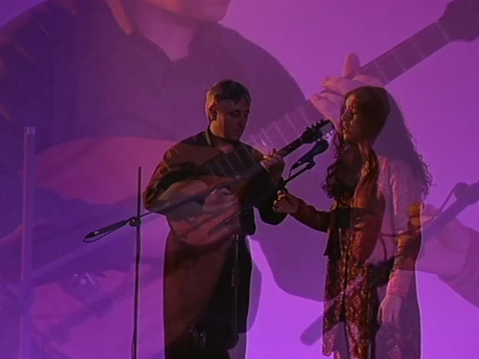 Hayet Ayad et Christian Zagaria "La rose que tu m'as confiée" | INA