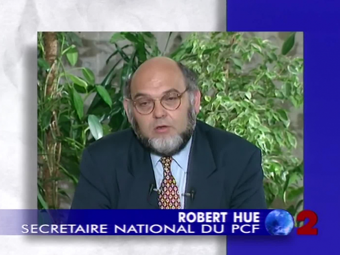 Robert Hue à propos des résultats du PCF | INA