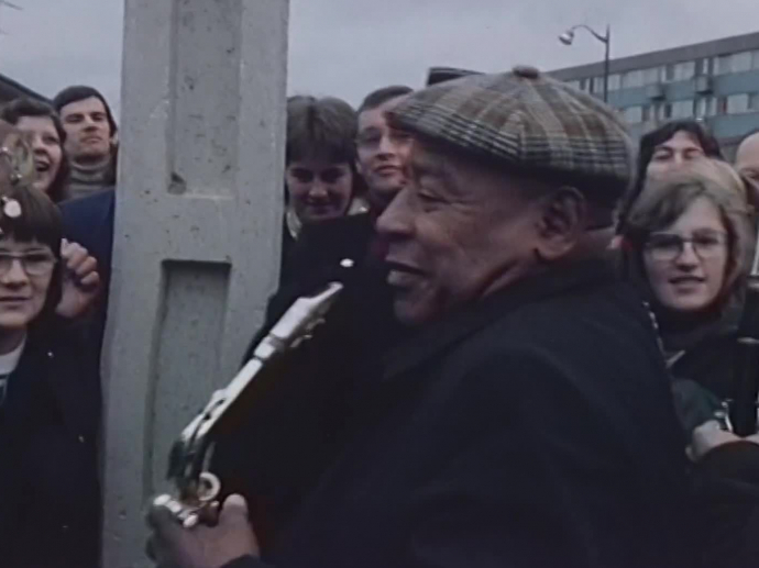 Une rue Sidney Bechet à Nancy, orchestre Cocoro Steel Band | INA