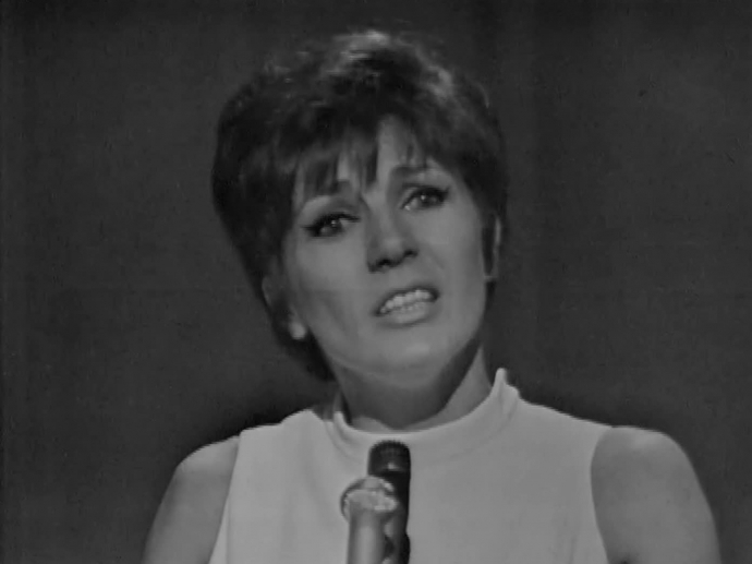 Renée Caron "Coin de rue" | INA