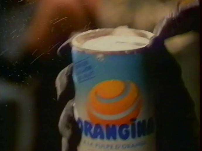 ORANGINA LIGHT : BOISSON GAZEUSE A LA PULPE D'ORANGE SODA | INA