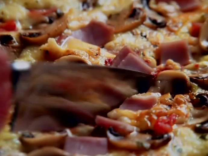 Pizza fraich'up de findus : Rugby version 15 secondes | INA