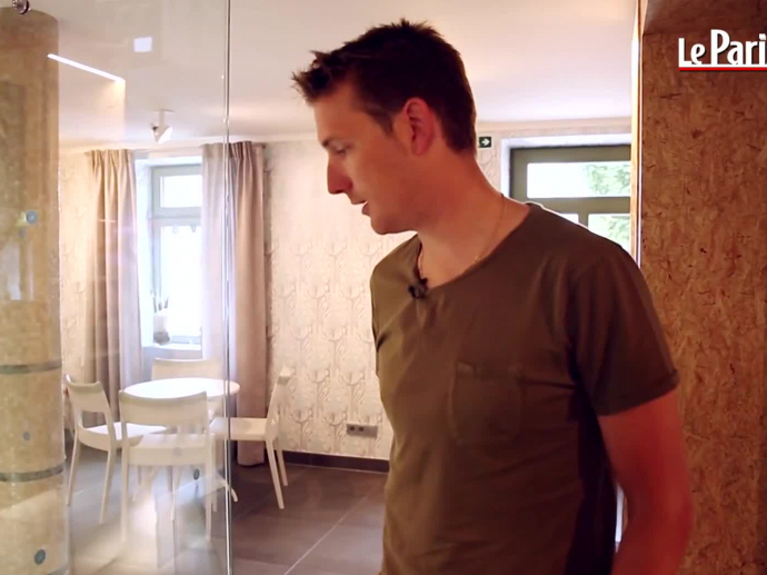 Andy Schleck présente son concept store dédié au cyclisme | INA