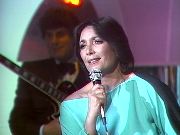 Minouche Barelli "Pour lui" | INA