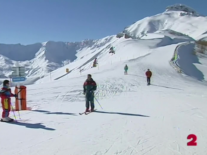 35 heures stations de ski | INA