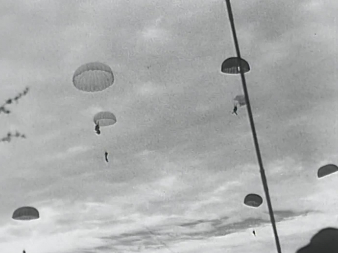 L'opération "Castor" à Dien Bien Phu | INA