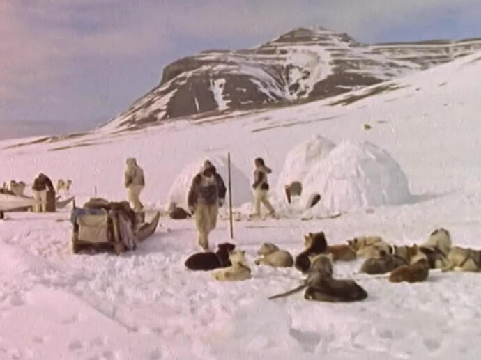 Un camp inuit au Groenland | INA