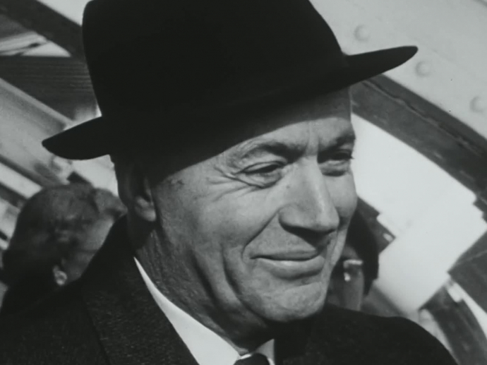 Retour en France de Charles Boyer | INA