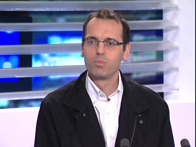 Invité plateau - professeur Yves HANSMANN | INA