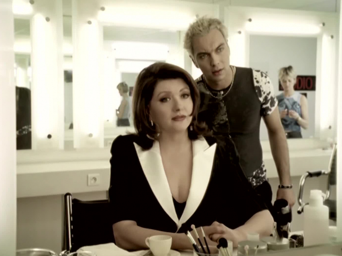 SFR entrée libre : Double temps version 15 secondes | INA