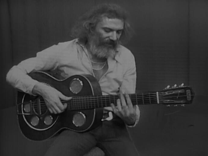 Georges Moustaki chante "Les eaux de Mars" | INA