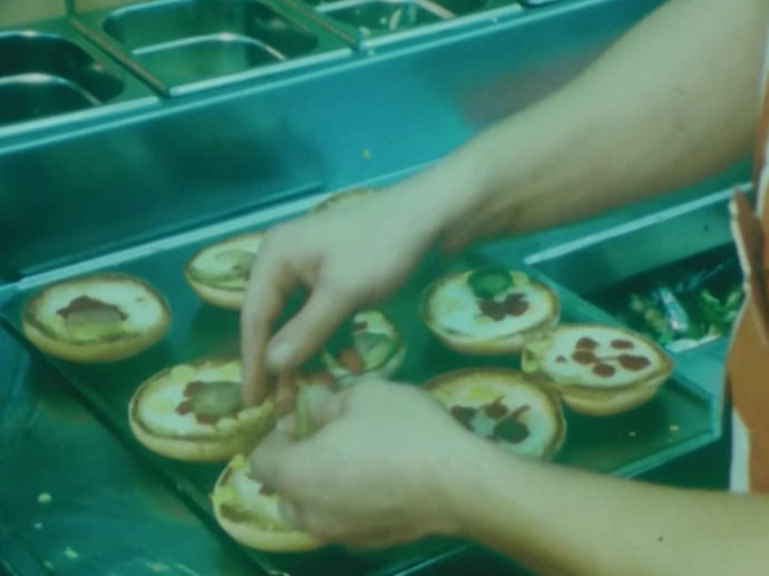 Strasbourg : vague de fast-food | INA