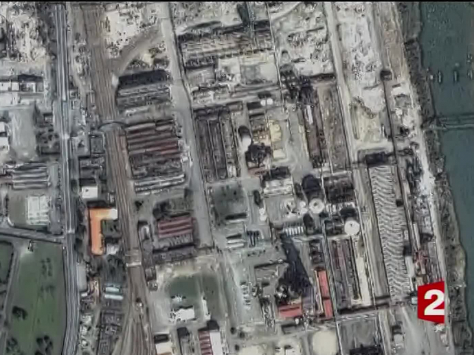 Plateau brève : image inédite de l'usine AZF | INA