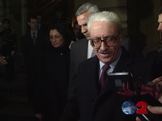 TAREK AZIZ/PARIS | INA