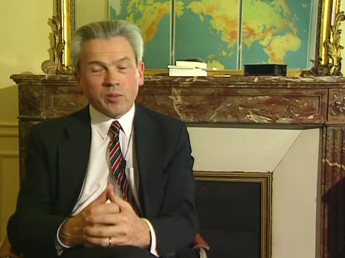 Pasteur Jacques Stewart, président fédération protestante, parle du ...