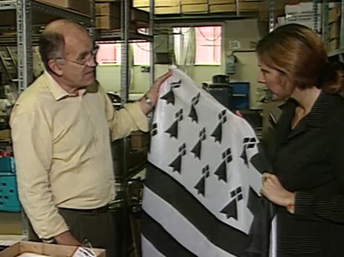 Gwenn ha Du (drapeau de la Bretagne) | INA