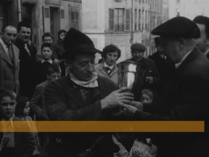 Journée de la lenteur : Montmartre en roue libre | INA