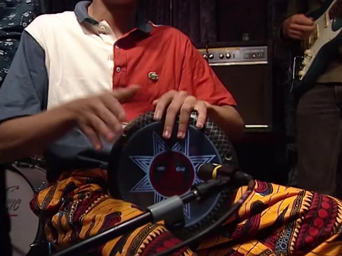 Faudel Belloua chante du raï | INA