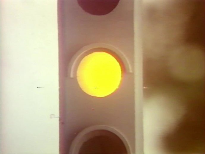 SECURITE ROUTIERE : feu orange | INA