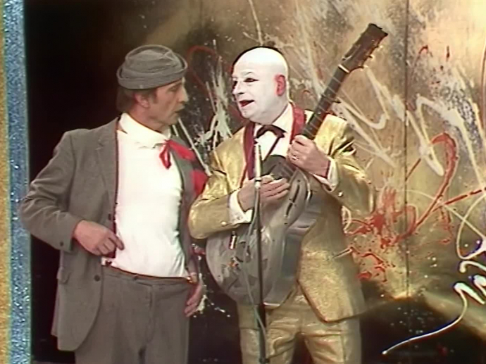 Alex et Francini dans un numéro de clowns | INA