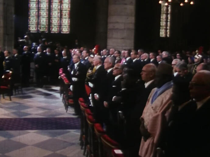 Obsèques de Georges Pompidou : cérémonie à Notre Dame de Paris | INA